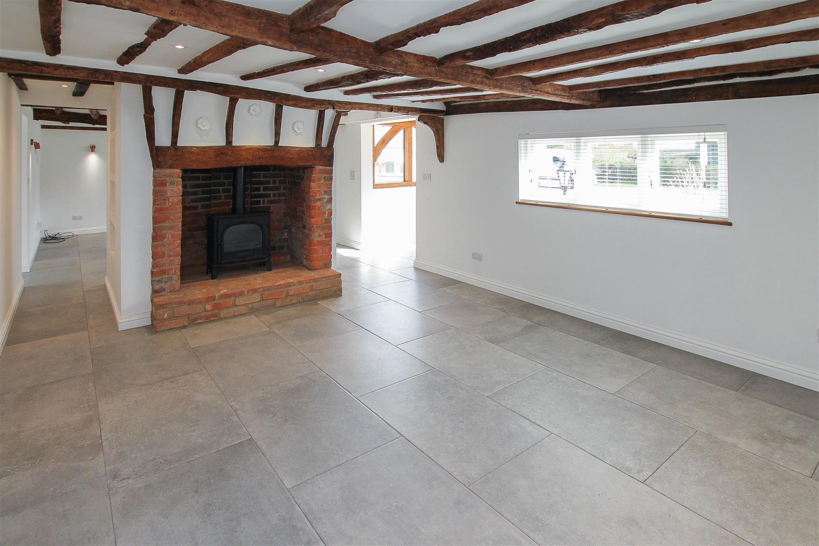 ** SIGNATURE HOMES ** Nine Ashes Road, Nine Ashes, Ingatestone - Keith ...